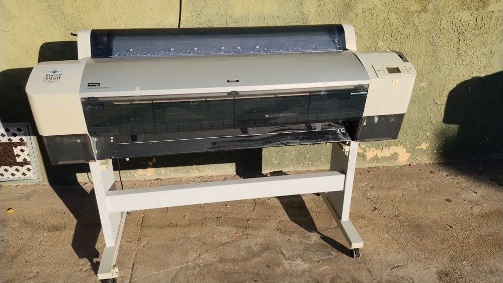 EPSON. stylus PRO 9800 for Sale in Huntington Park, CA - OfferUp