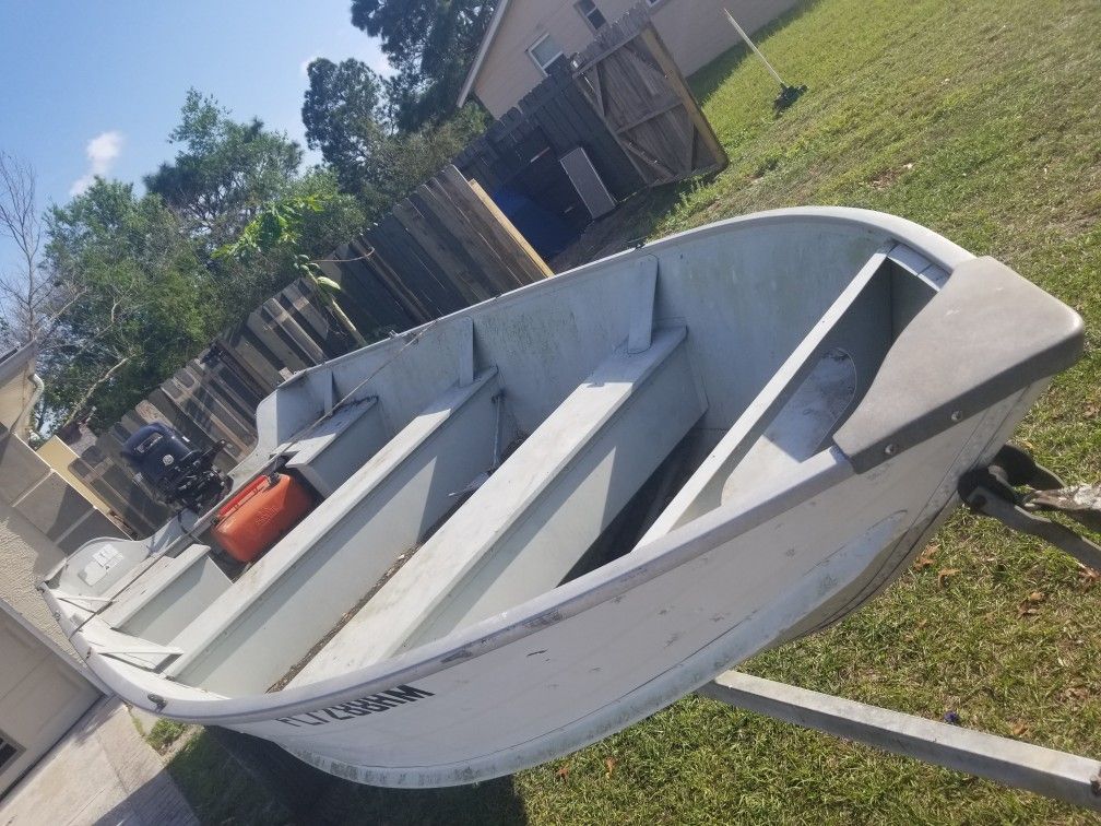 16ft lowe aluminum boat for Sale in Spring Hill, FL - OfferUp