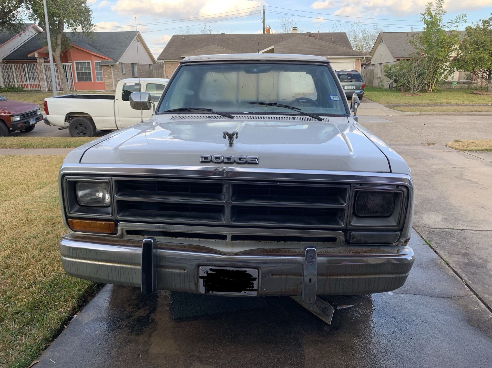 1989 Dodge D150 for Sale in Sugar Land, TX - OfferUp