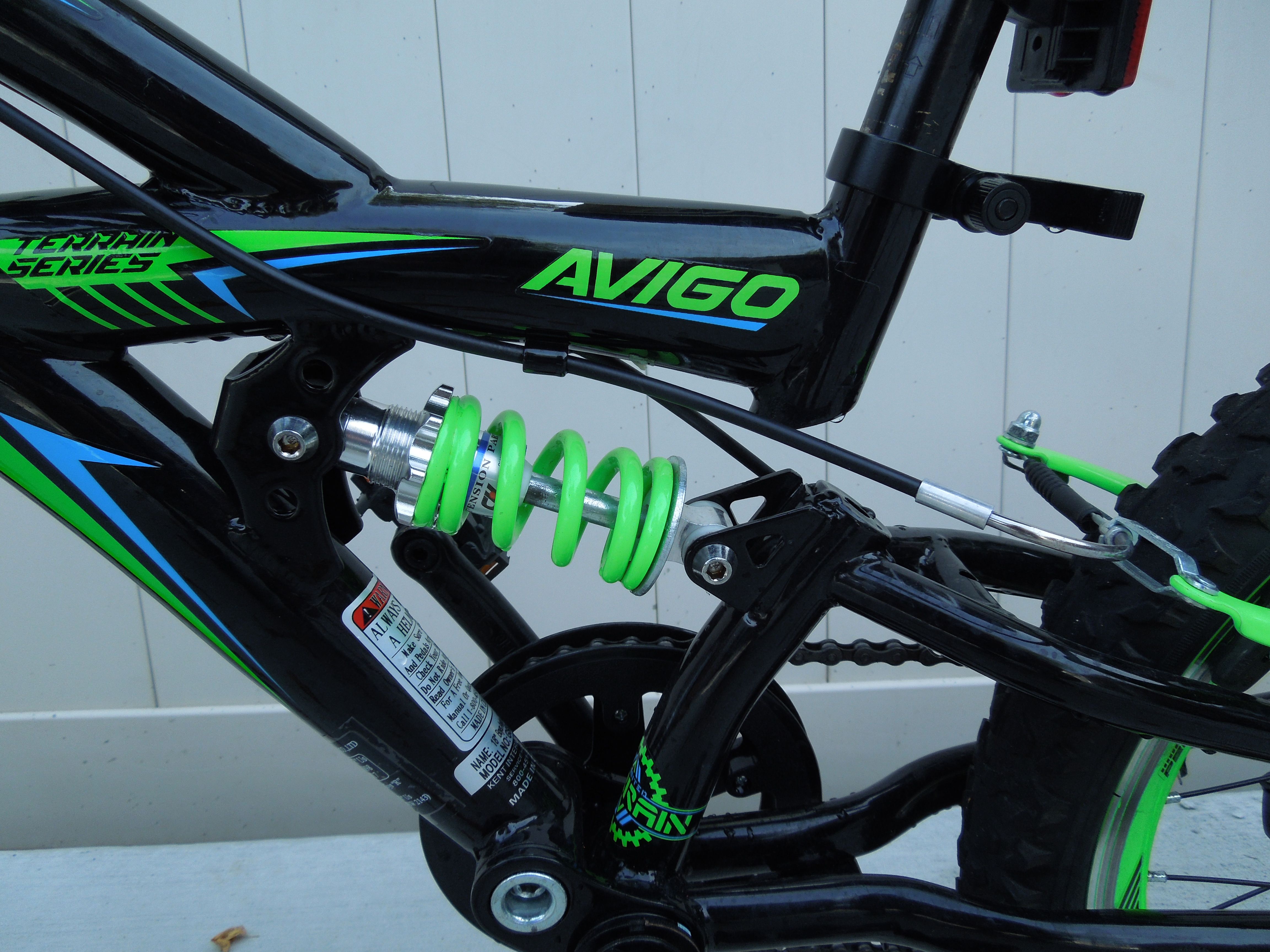 Avigo Boys Bike, Terrain Series Vitesse, Performance 18 for Sale in ...