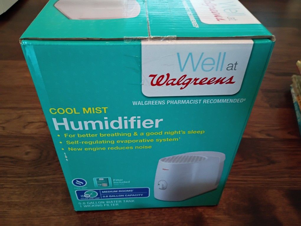 Cool Mist Humidifier: Walgreens for Sale in Downers Grove, IL - OfferUp