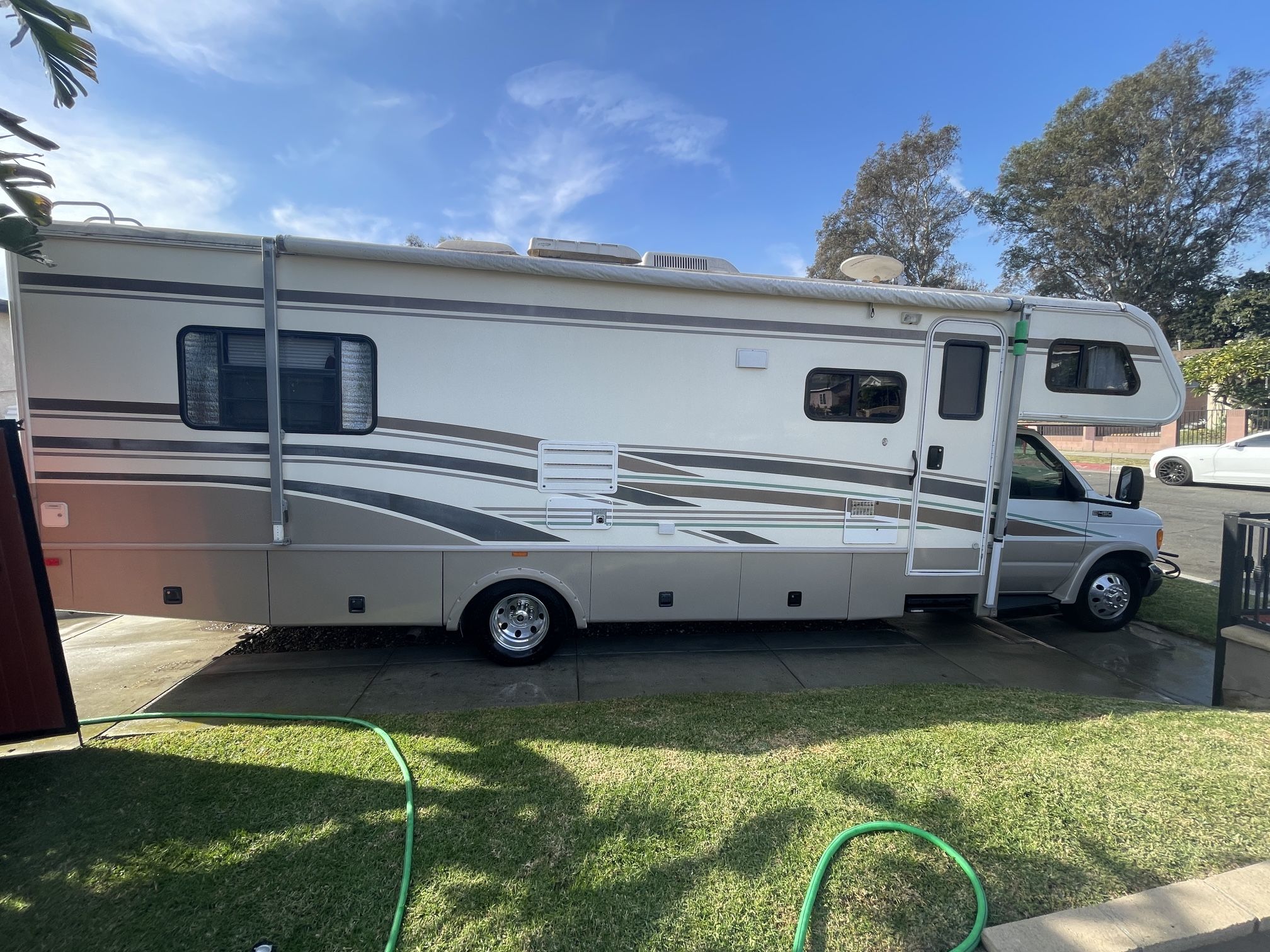 2004 Class C Jamboree RV for Sale in Paramount, CA - OfferUp