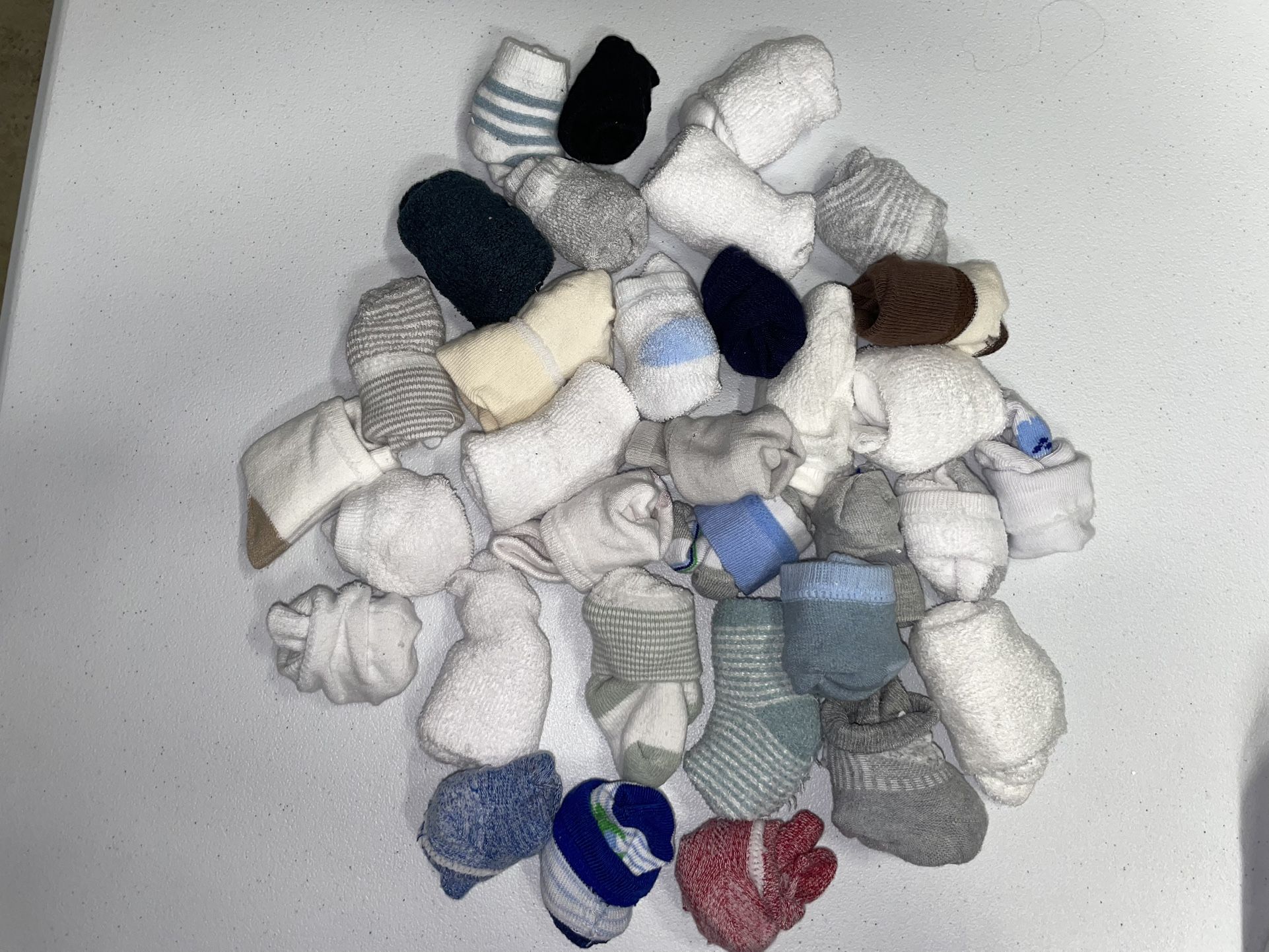Baby/Infant Assorted Socks (33 Pairs) for Sale in San Antonio, TX - OfferUp