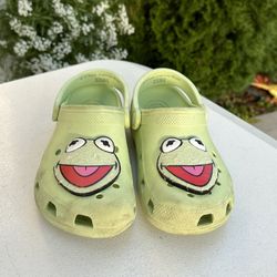 Kermit the frog crocs store