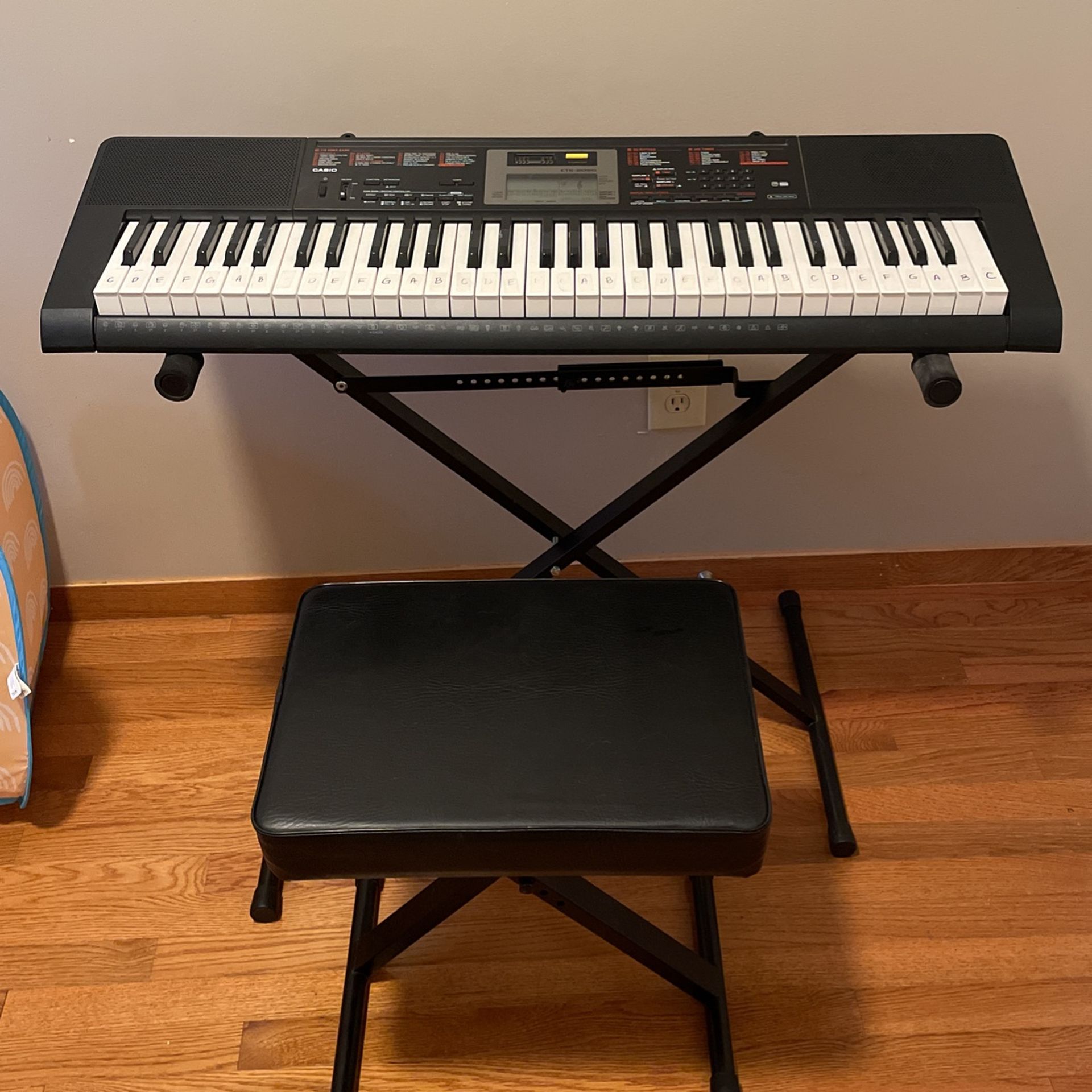 Casio CTK-2090 Electronic Keyboard for Sale in Chicago, IL - OfferUp