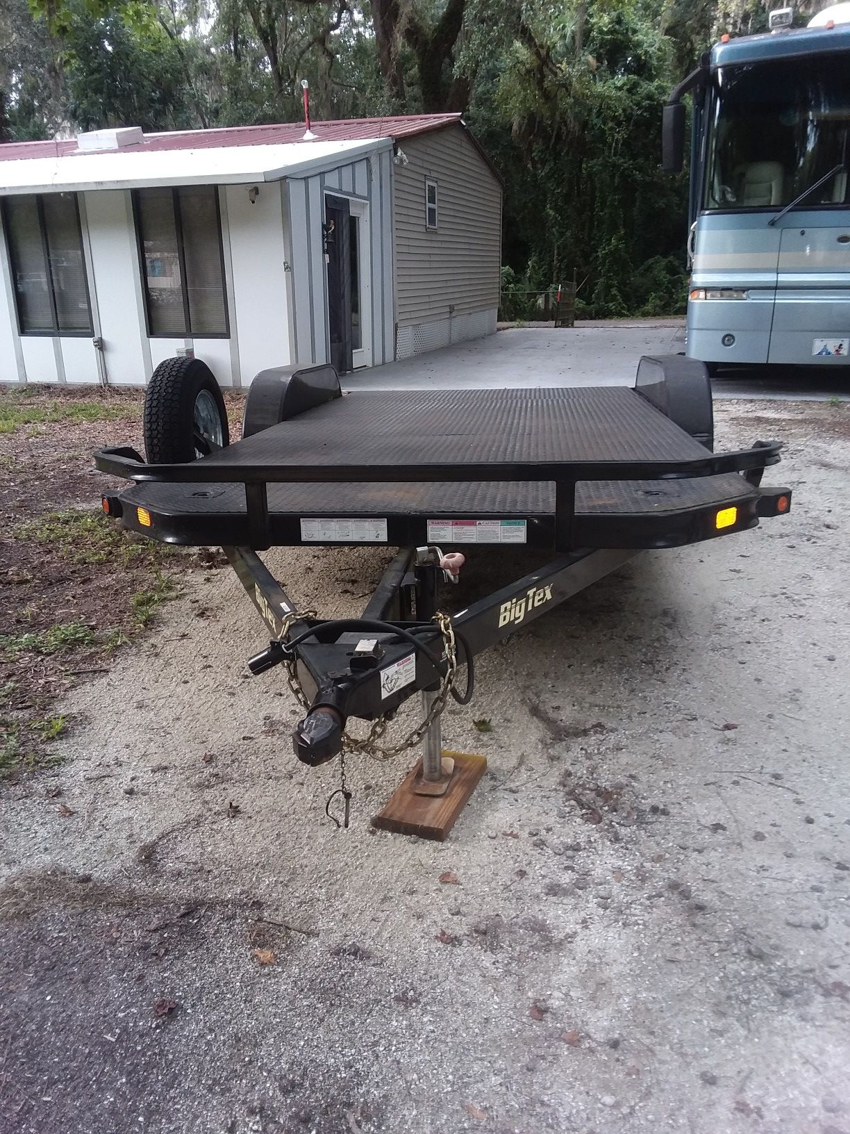 2015 BIG TEX 18 FT CAR TRAILER for Sale in Lake Panasoffkee, FL - OfferUp