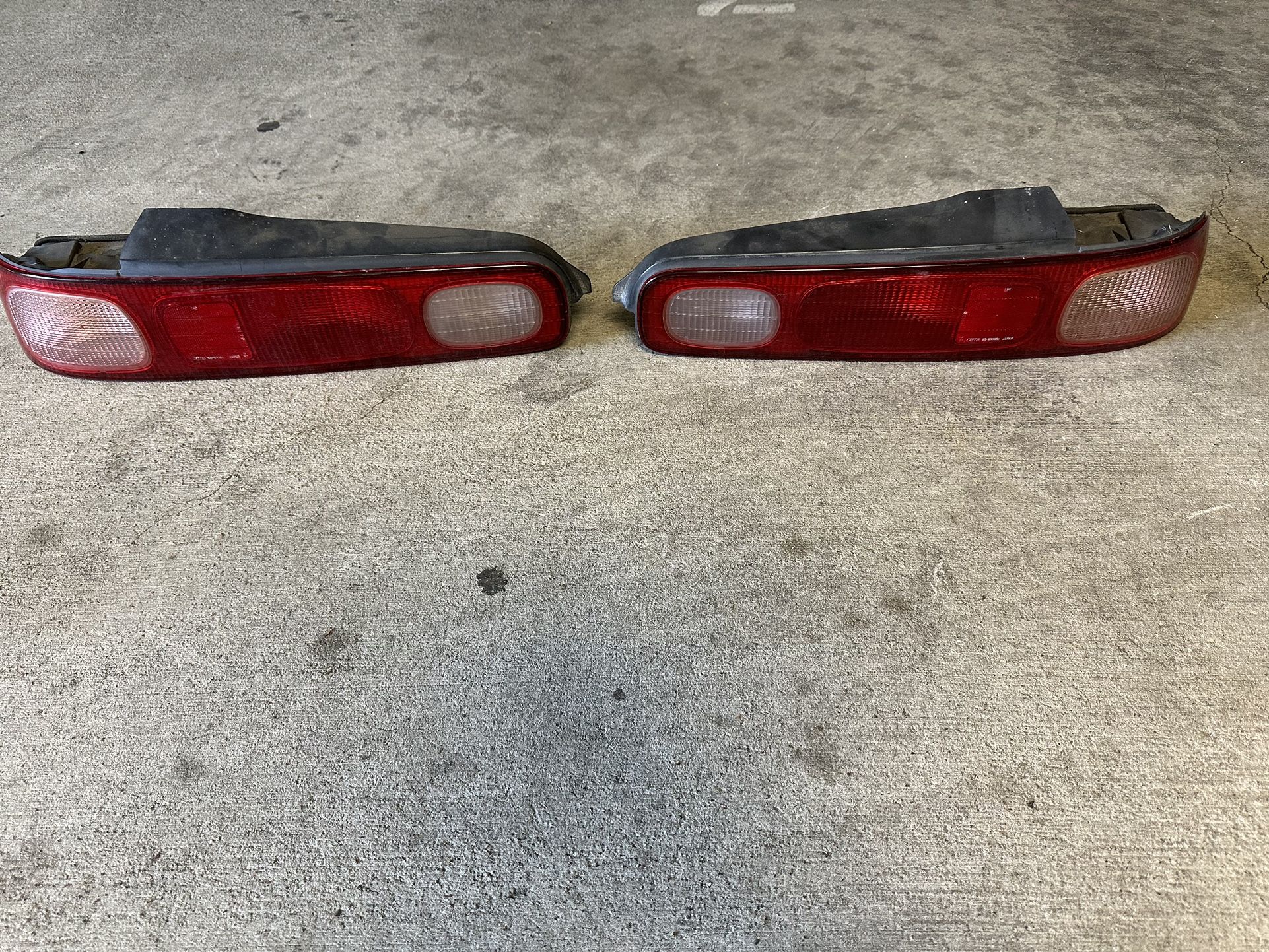 UKDM Integra Tail Lights for Sale in Pasadena, CA - OfferUp