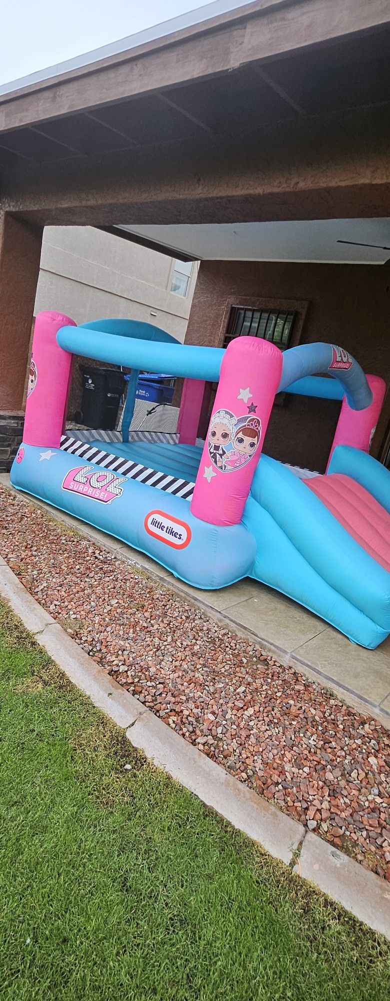 L.O.L. Surprise! Jump 'n Slide Inflatable Bounce House with Blower for ...