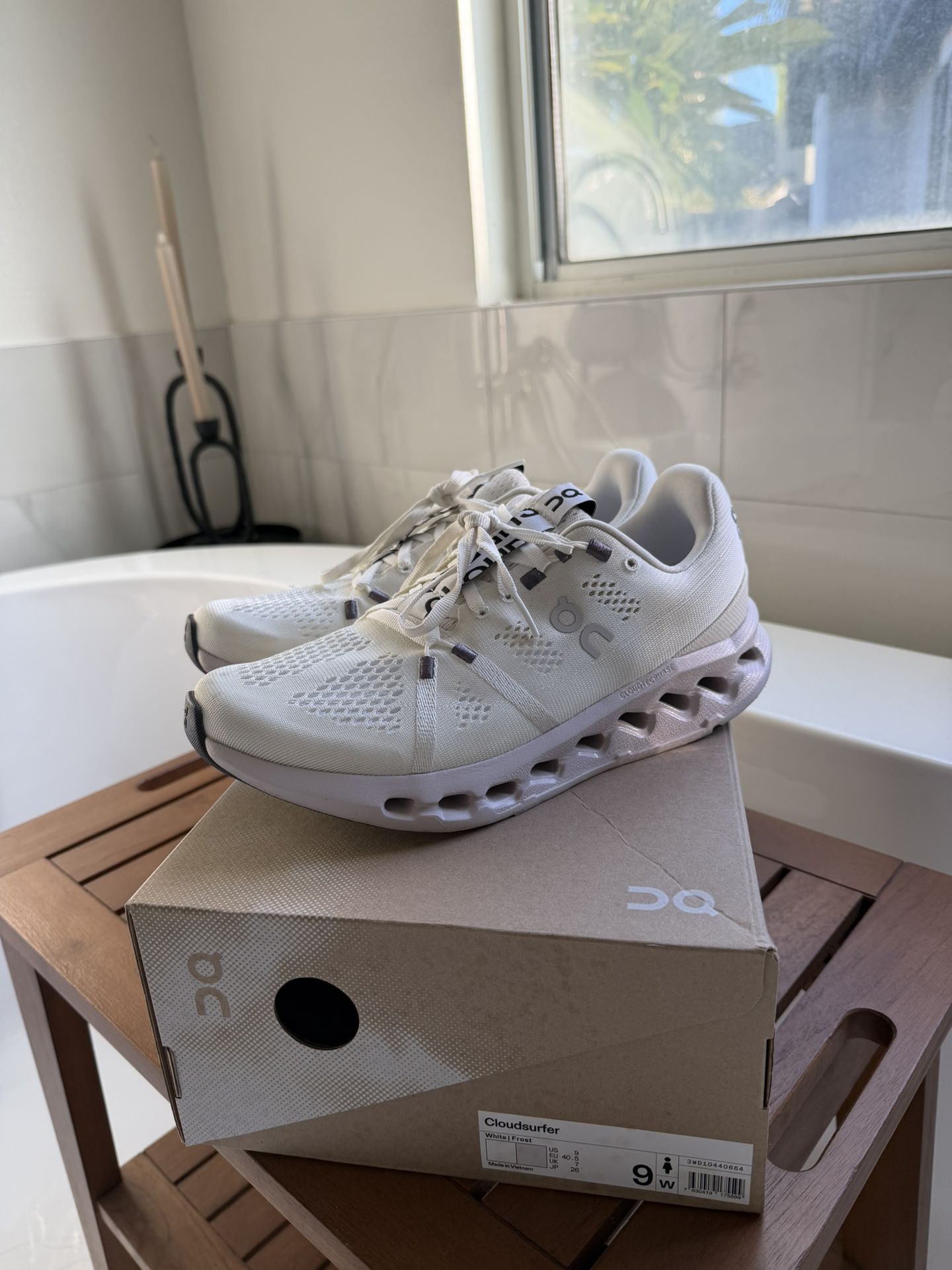Oncloud running Shoes Good Condition for Sale in Corona, CA - OfferUp
