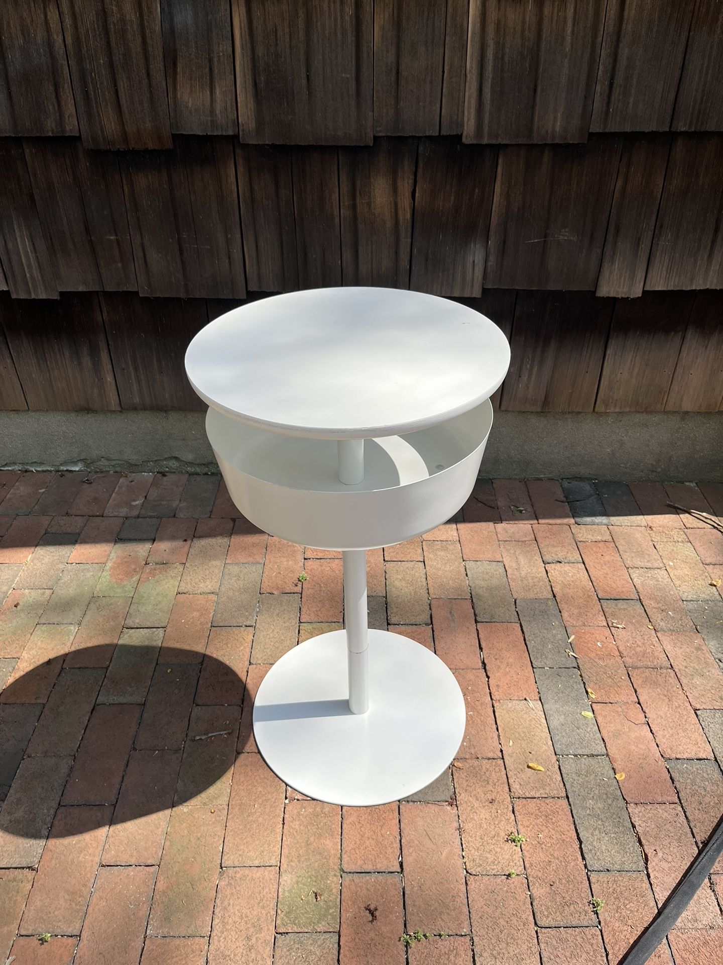 Lierskogen nightstand store
