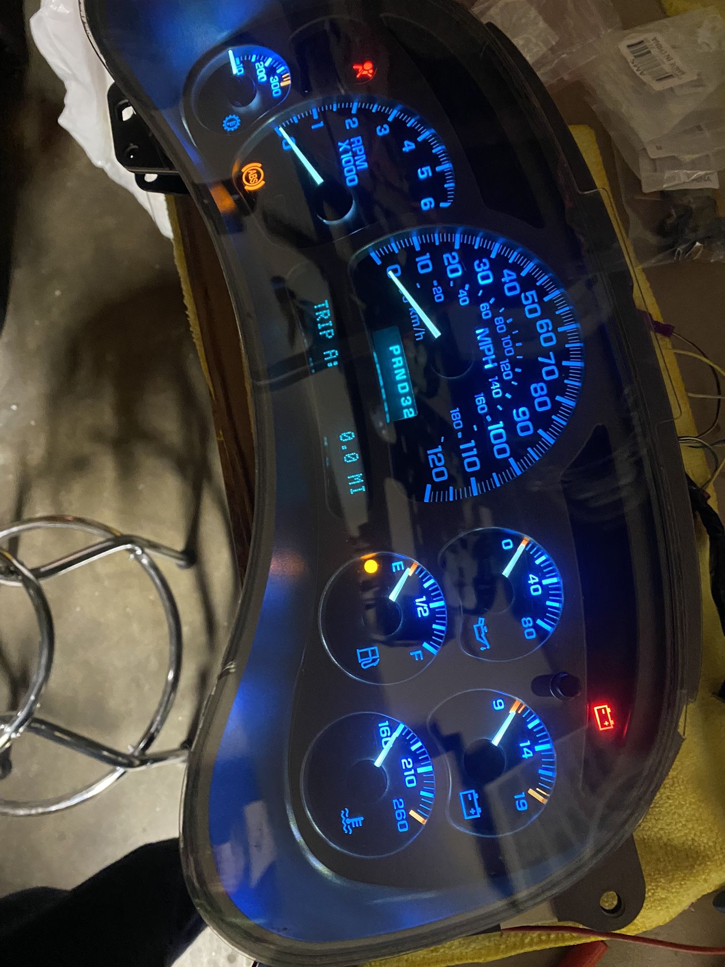 2003 - 2006 GMC DENALI CLUSTER SPEEDOMETER GAUGES for Sale in Hollywood ...