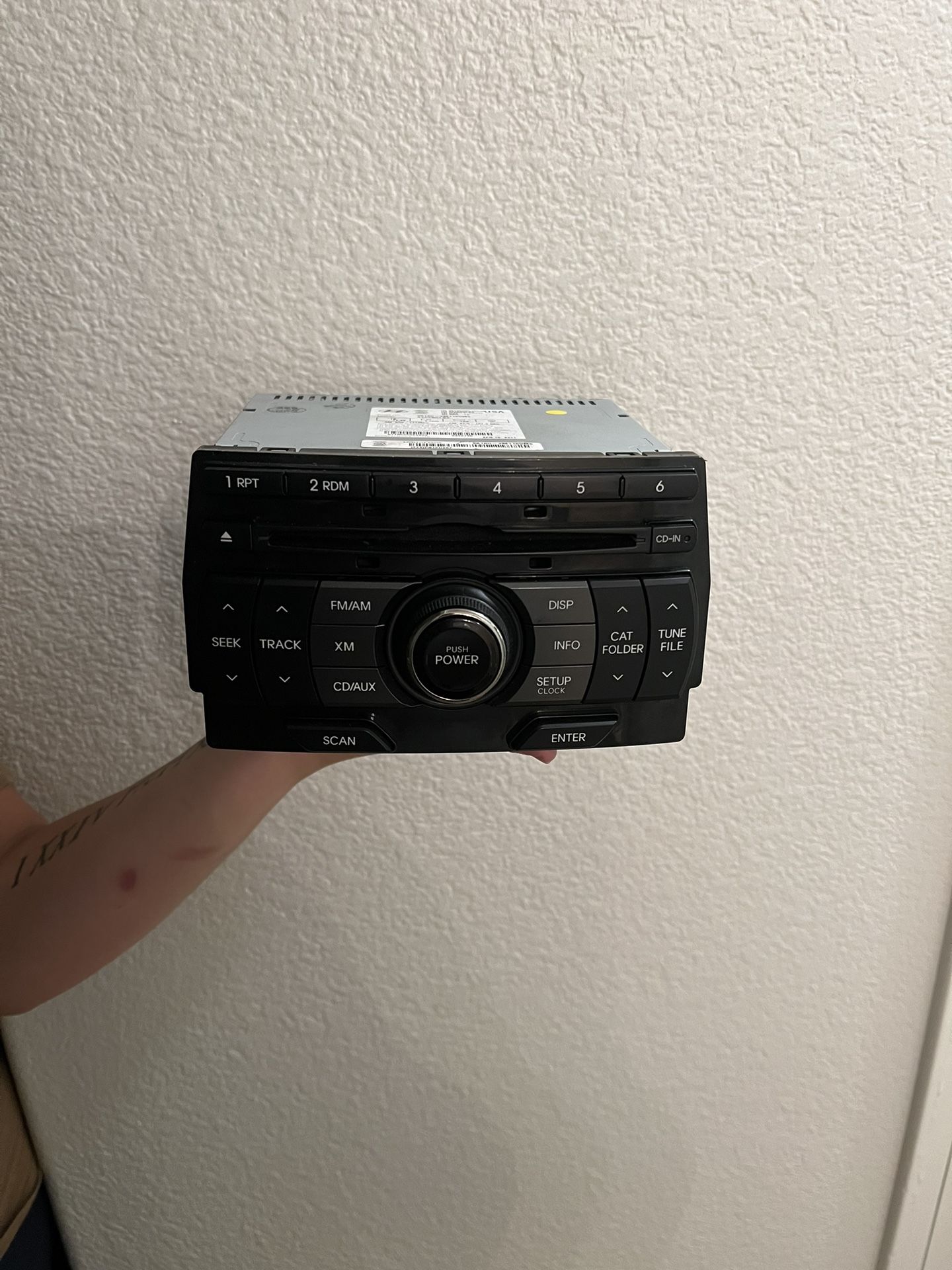 OEM Genesis Coupe Radio for Sale in San Diego, CA - OfferUp