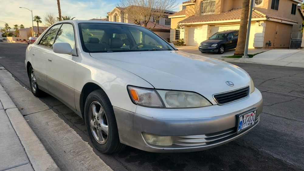 1997 Lexus ES 300 for Sale in Henderson, NV - OfferUp