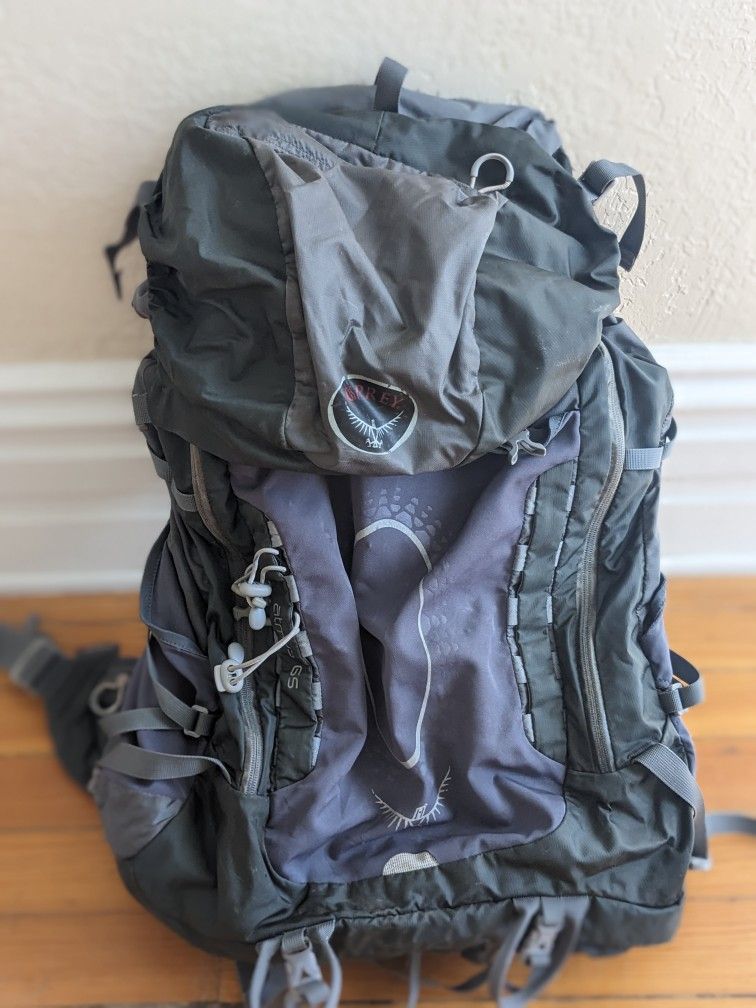 Osprey Atmos 65L Women's Backpack for Sale in Denver, CO - OfferUp