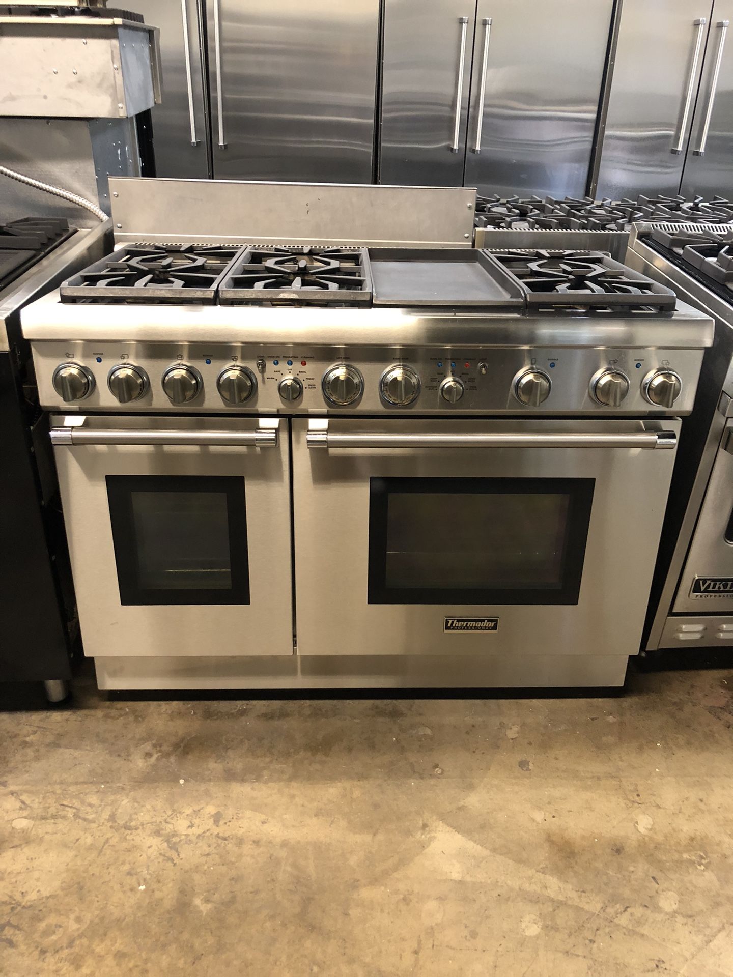 Thermador 48” Stainless Steel Dual Fuel Gas Range Stove for Sale in ...