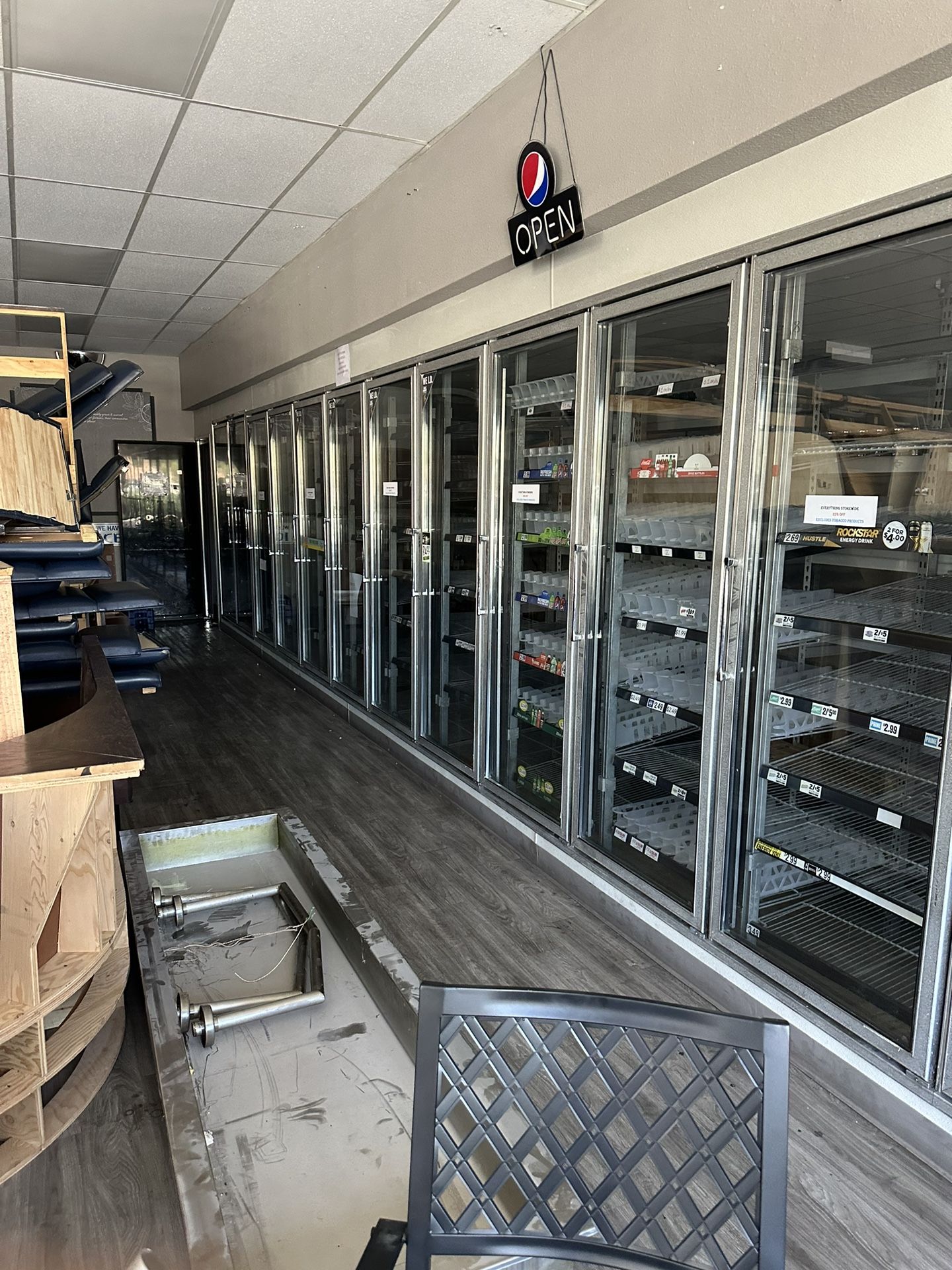 Store Walk In Doors for Sale in Las Vegas, NV - OfferUp