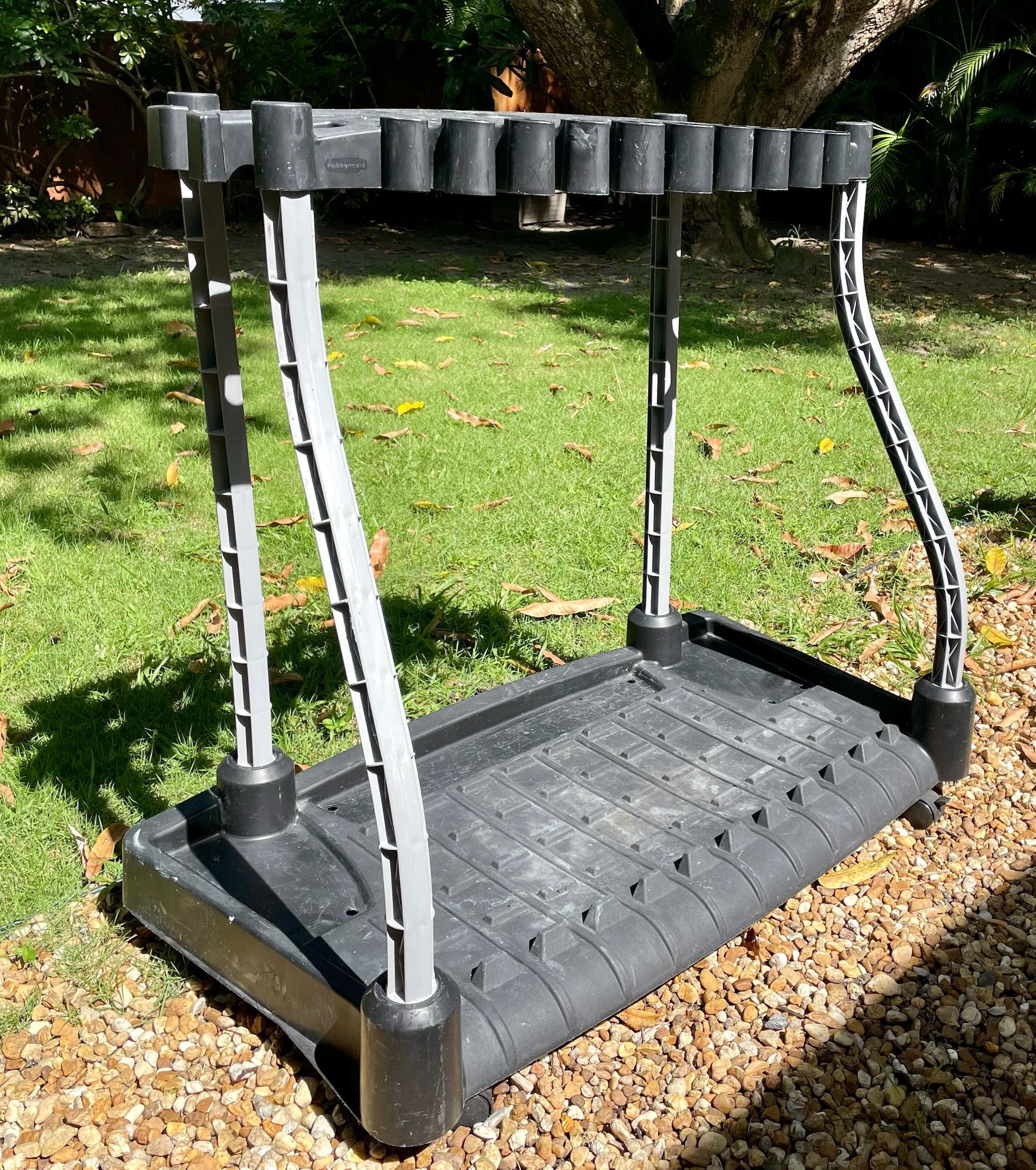 Rubbermaid Deluxe Tool Tower, Garage Storage, Holds 40 Tools, Black for ...