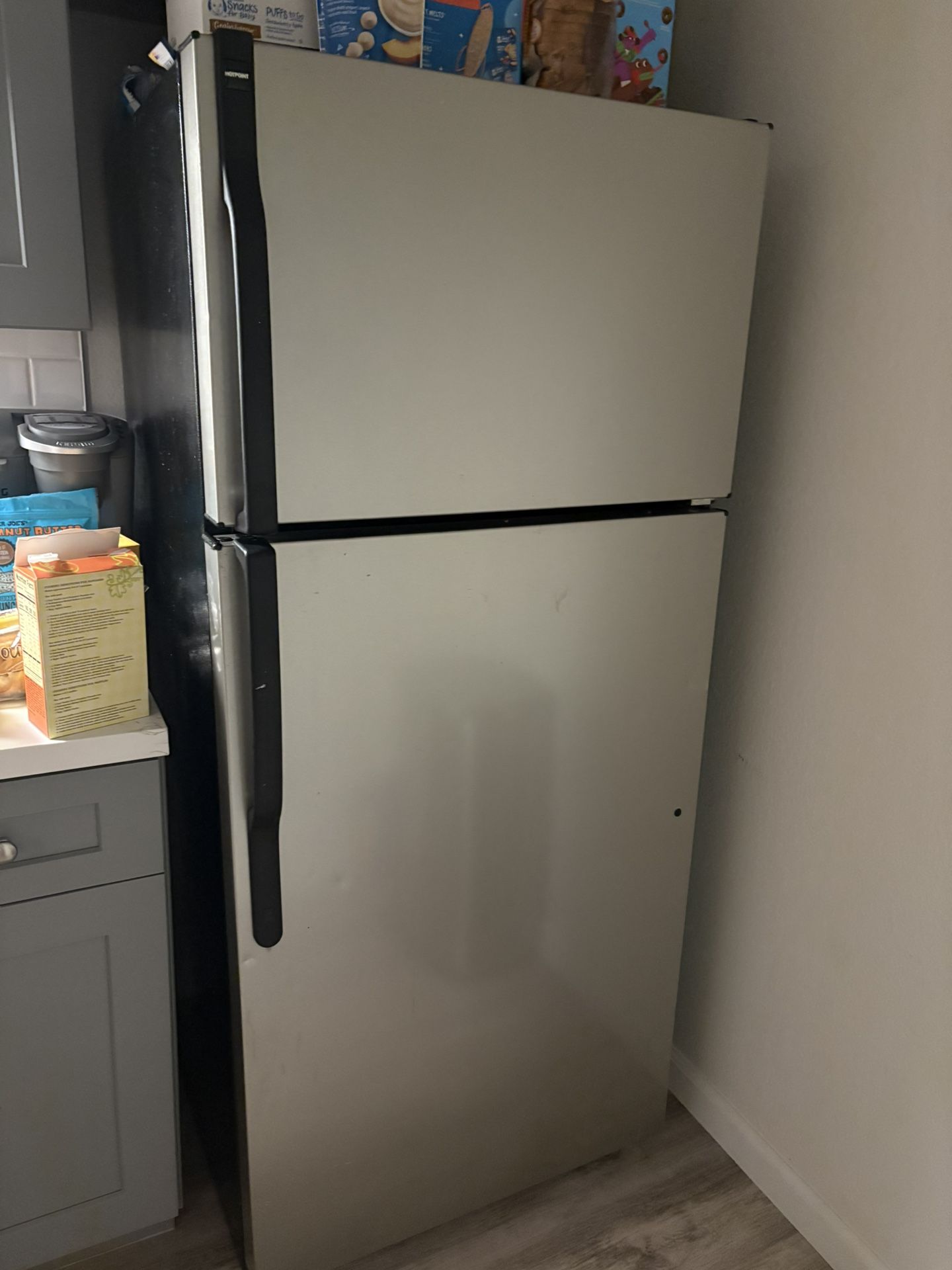 Steel Fridge Must Pick Up for Sale in Long Beach, CA - OfferUp