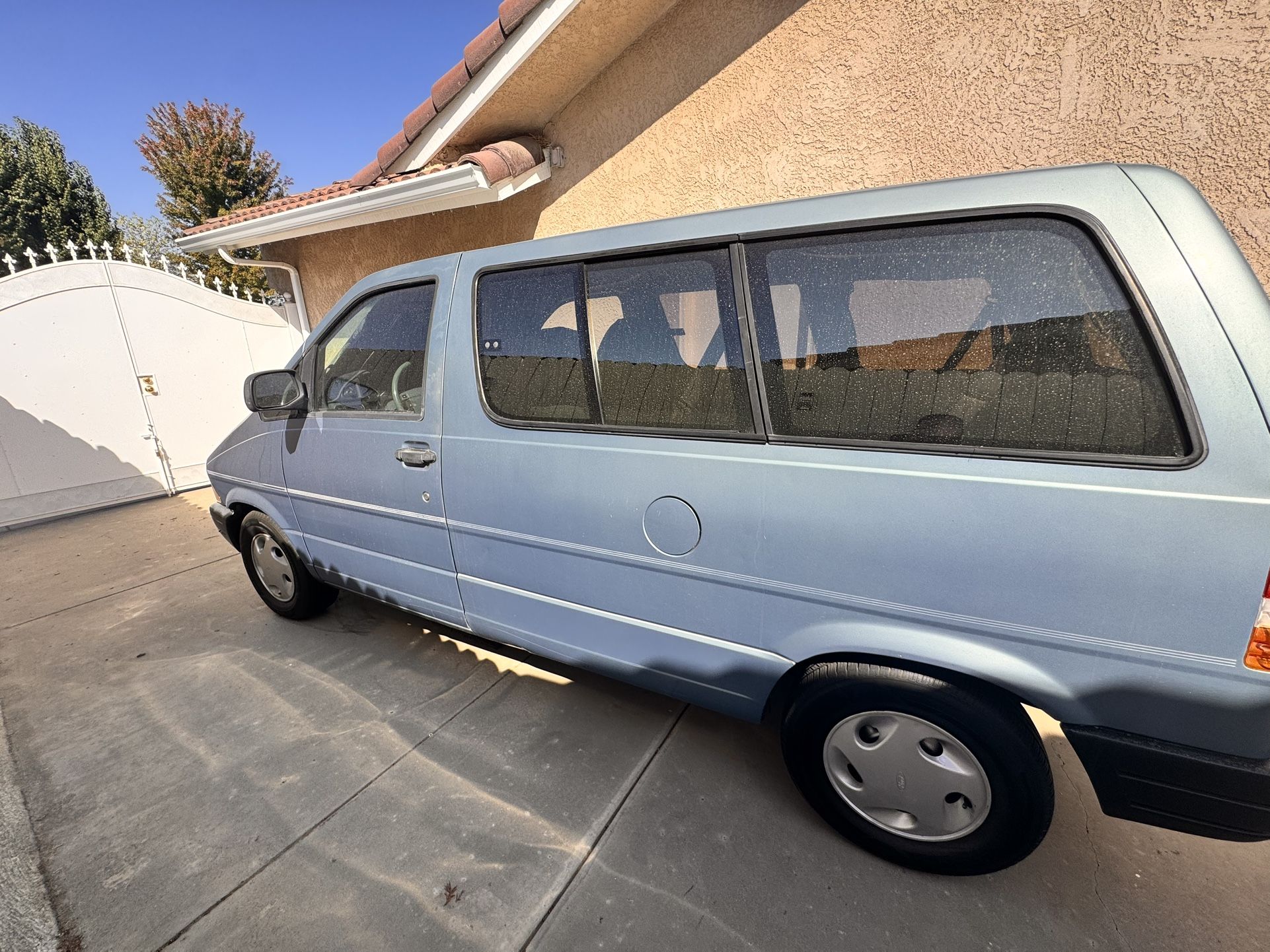 1997 Ford Aerostar for Sale in Fresno, CA - OfferUp