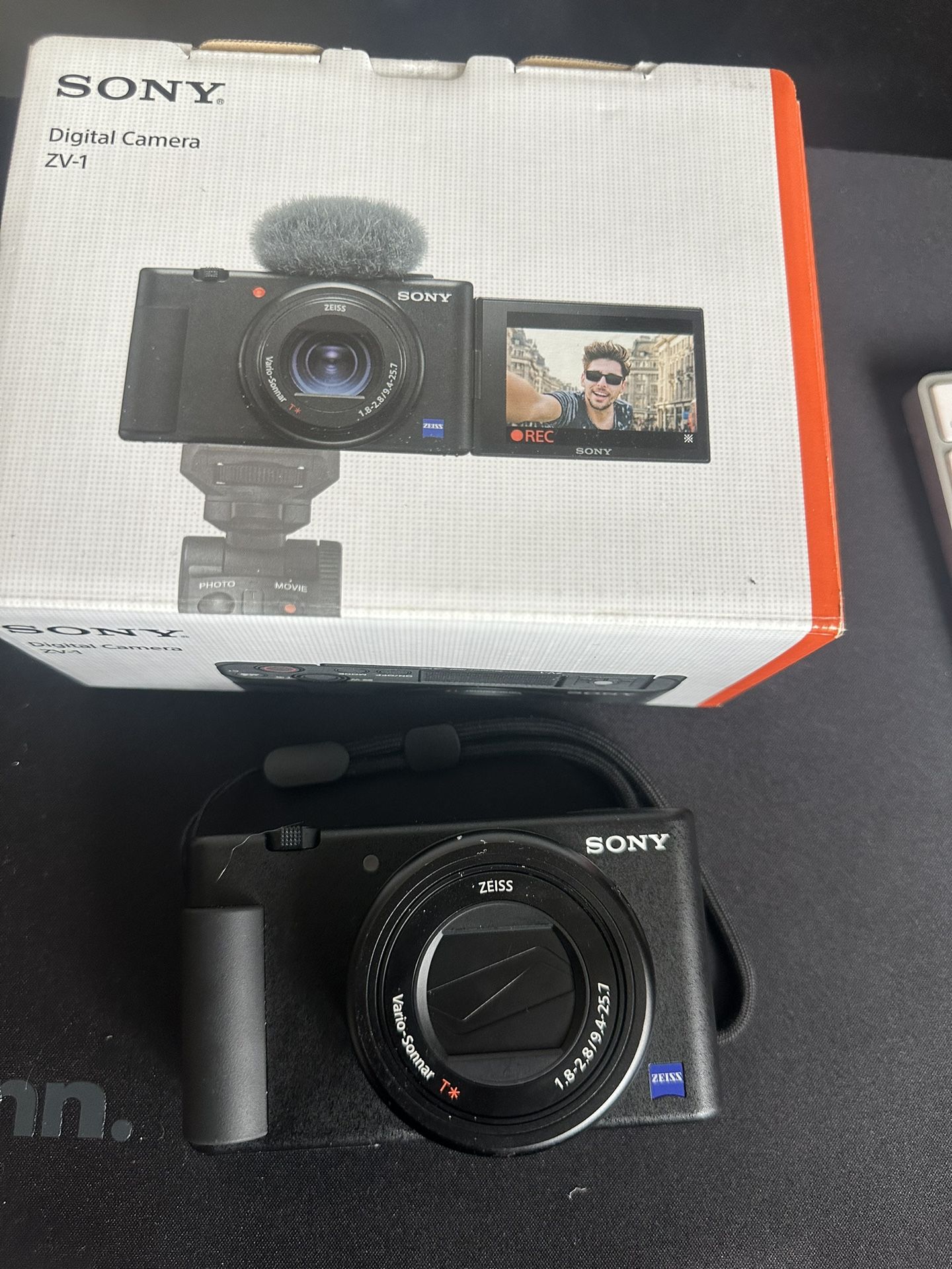 Sony Zv1 for Sale in Chicago, IL - OfferUp
