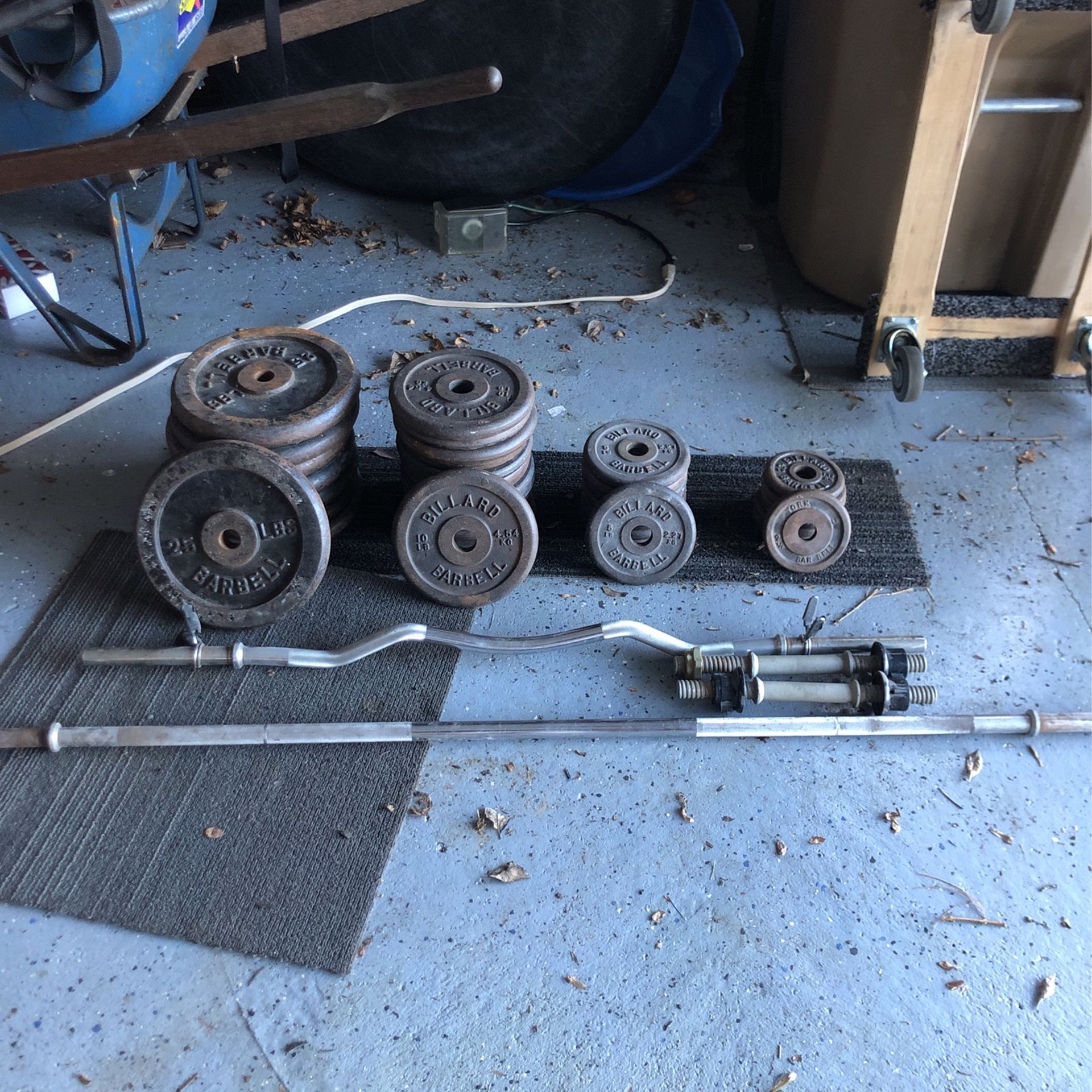 375 Ibs In Weight plates + 30 Ib Barbell + 20 Ib Curl Bar for Sale in ...