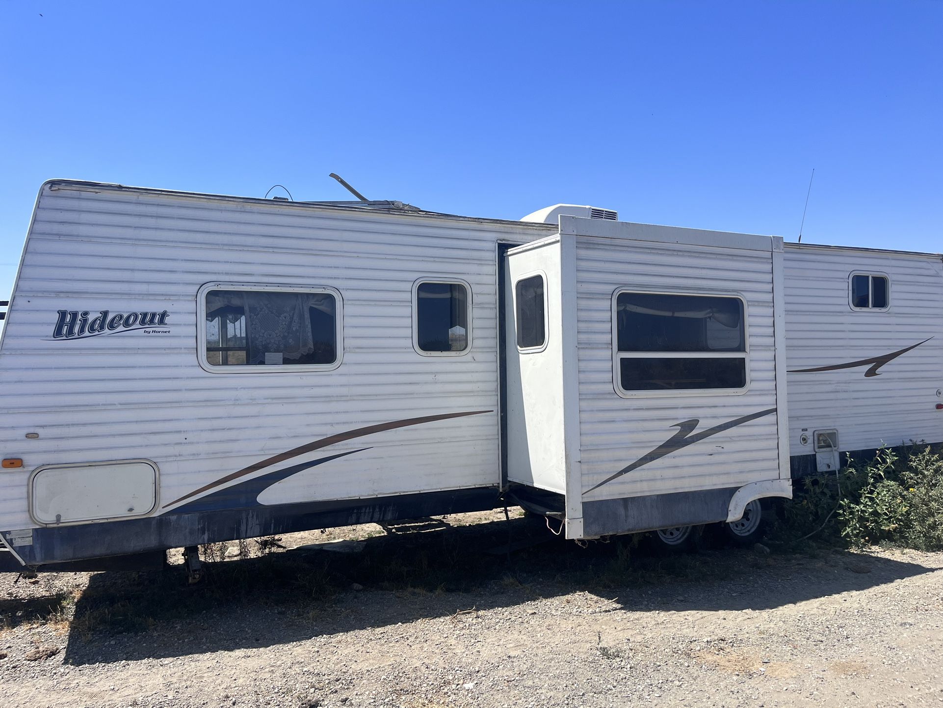 Hideout Rv Trailer for Sale in Ontario, CA - OfferUp