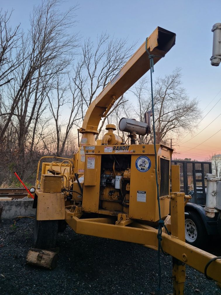 1993 Brush Bandit 250xp Wood Chipper For Sale for Sale in Lafayette ...