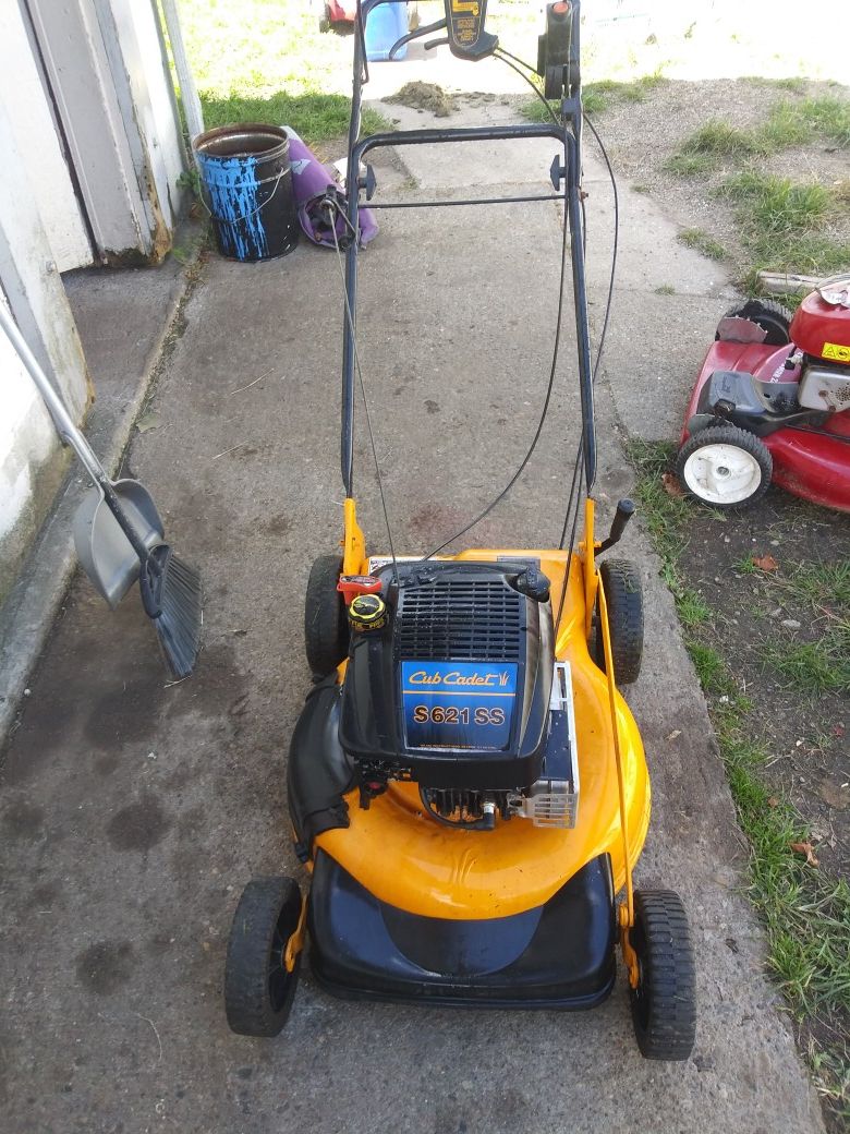 Cub Cadet S621 SS Self Propelled 6 speed Mower With Touch and Mow ...