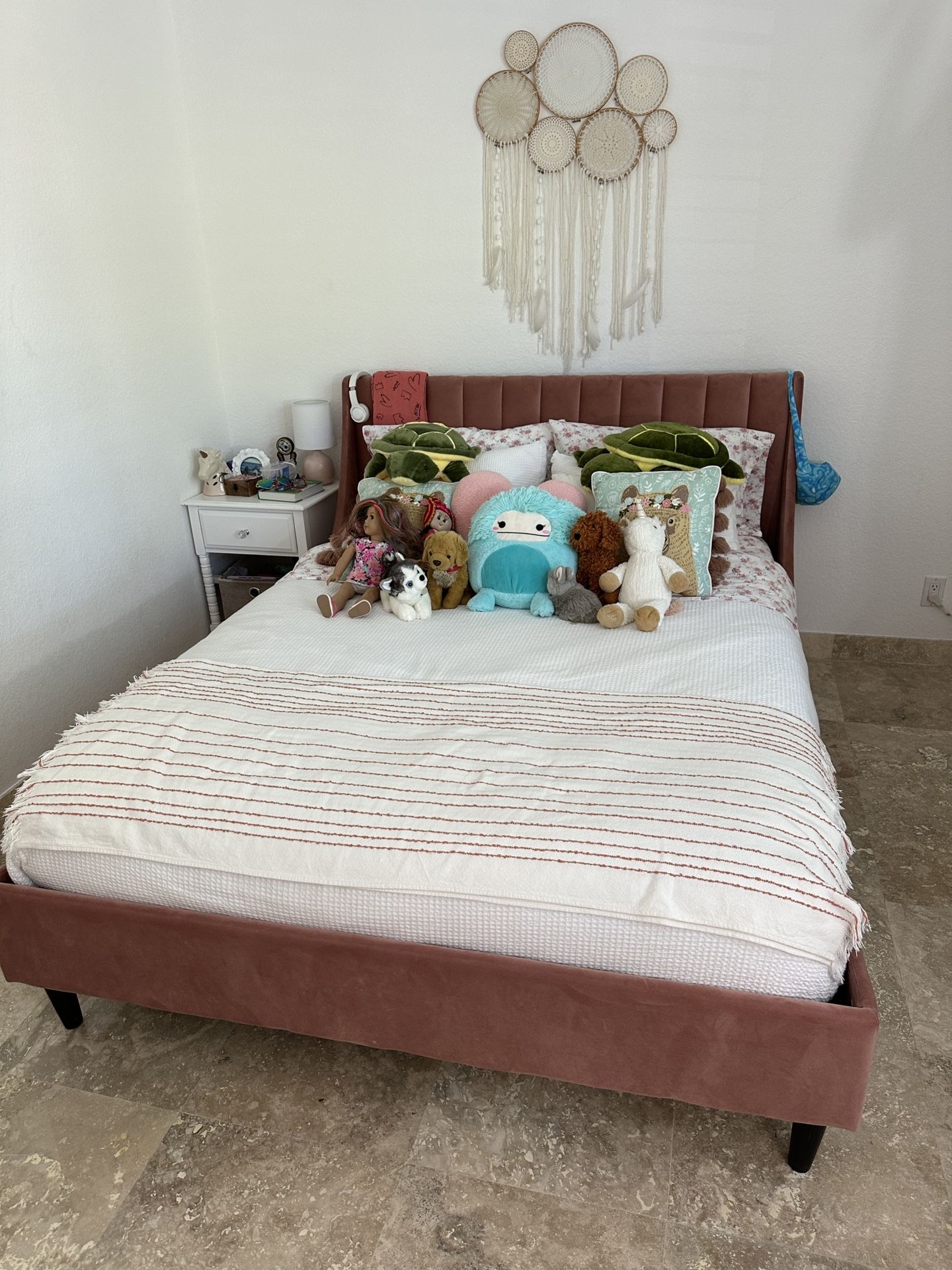 Girls Queen Bed frame for Sale in Delray Beach, FL - OfferUp