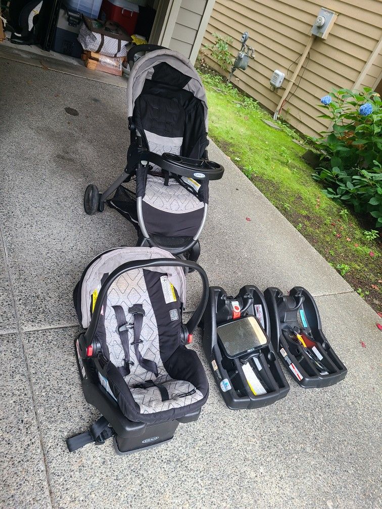 Graco Double & Single Stroller w/ Carseat & Bases for Sale in Everett ...