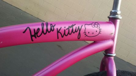 Hello Kitty Beach Cruiser 26