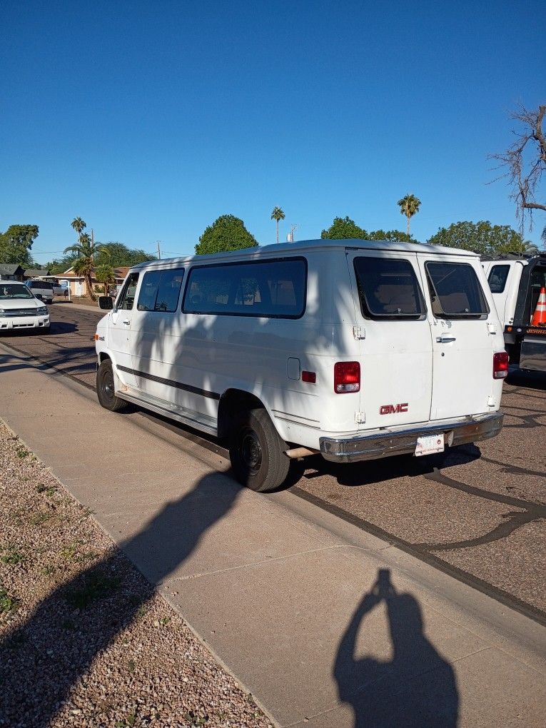 1993 GMC G-Series Van for Sale in Phoenix, AZ - OfferUp