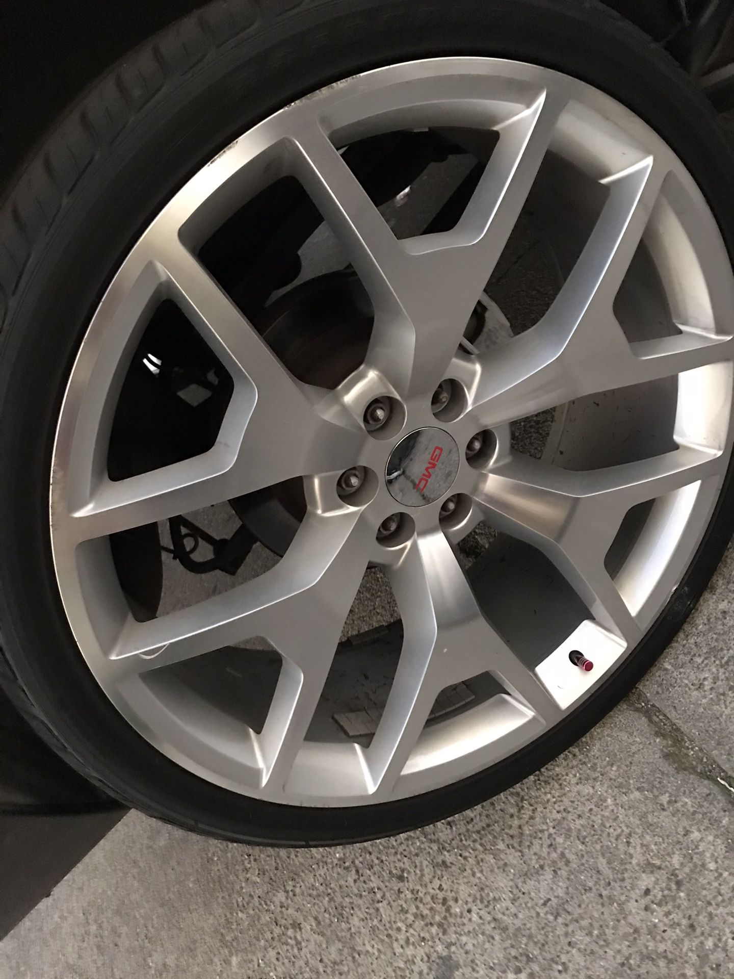 26 inch 6 lugs wheels for Sale in HILLTOP MALL, CA - OfferUp