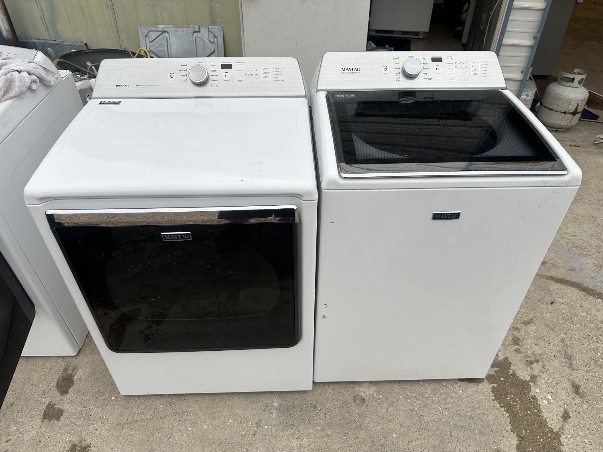 Maytag XL Washer With Agitator And Matching Gas Dryer 90 Day Parts And ...