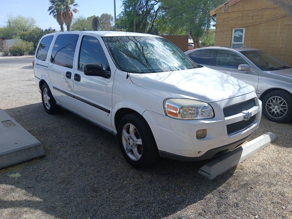 2007 Chevrolet Uplander for Sale in Tucson, AZ - OfferUp