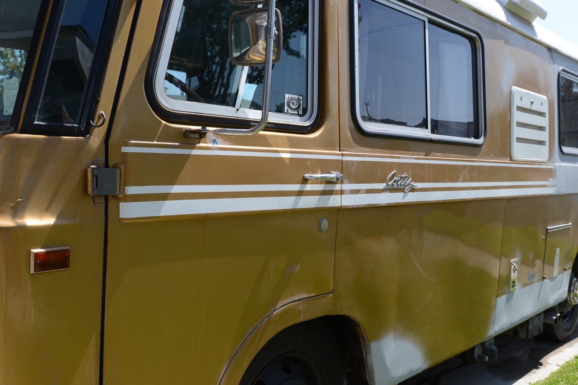 1977 Kent Cortez Motorhome for Sale in Huntington Beach, CA - OfferUp