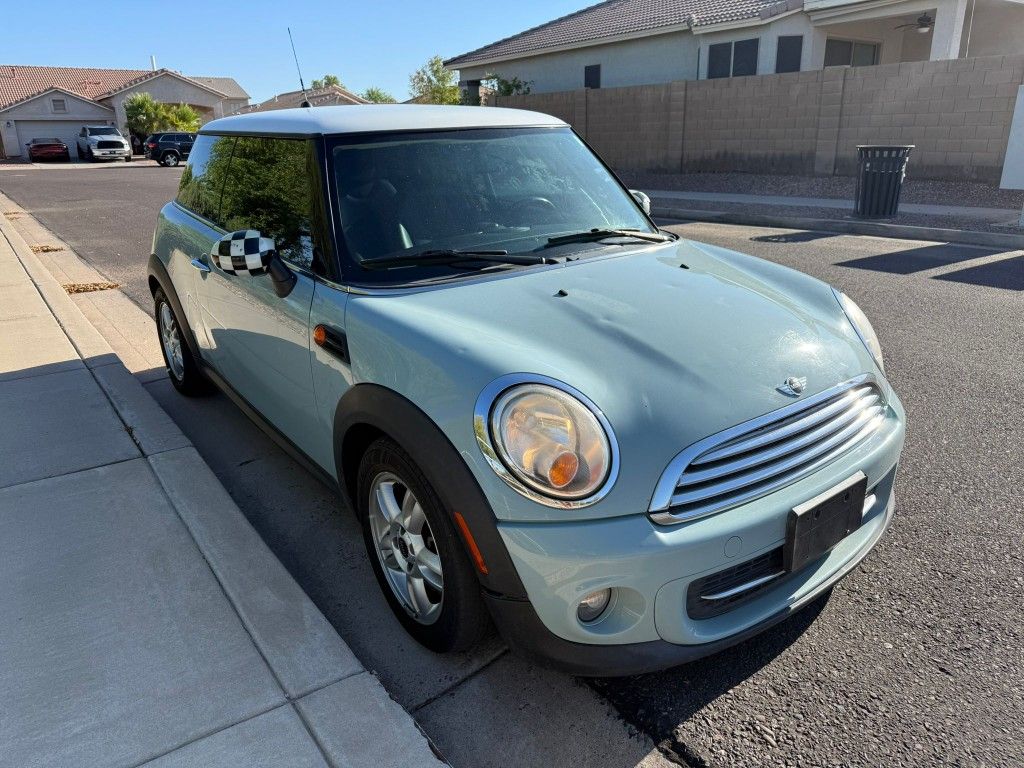 2012 Mini Cooper. Clean Title for Sale in Laveen Village, AZ - OfferUp