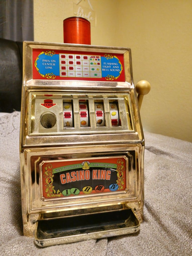 Waco VIII II Vintage Japan Coin bank slot machine for Sale in Ocala, FL ...