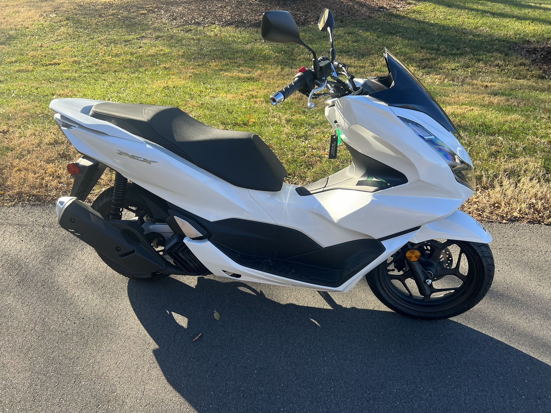 2022 Honda PCX ABS - 51 Mi !!! for Sale in Statesville, NC - OfferUp