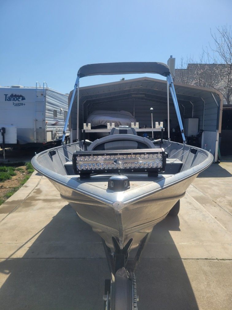 14' Gregor Fishing Boat for Sale in Sacramento, CA - OfferUp