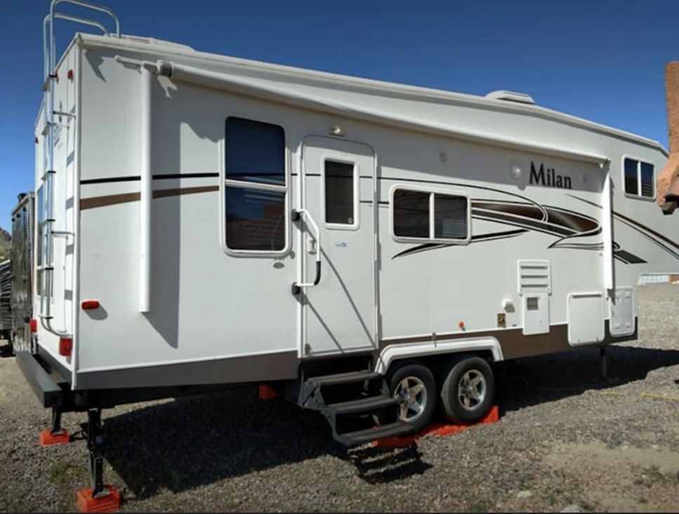 2011 Eclipse Milan 5th Wheel RV Recreational Vehicle for Sale in Las ...