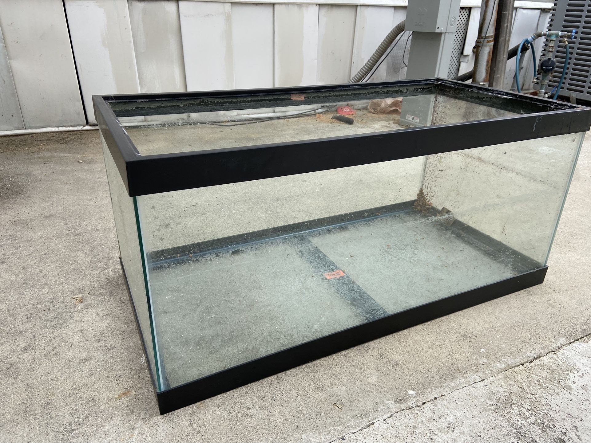 45 Gallon Fish Tank for Sale in Anaheim, CA - OfferUp