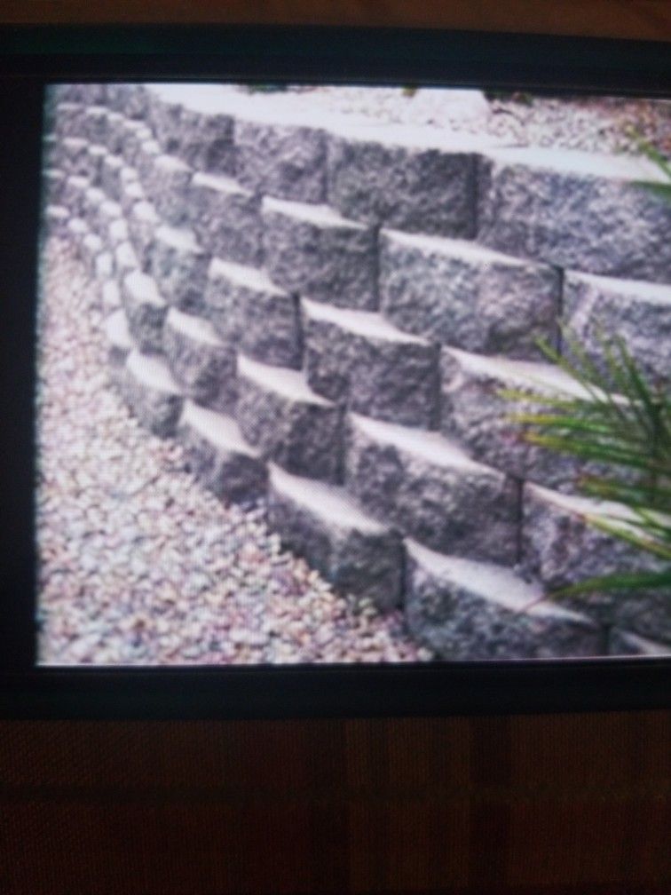 RETAINING WALL BLOCKS for Sale in Riverside, CA - OfferUp