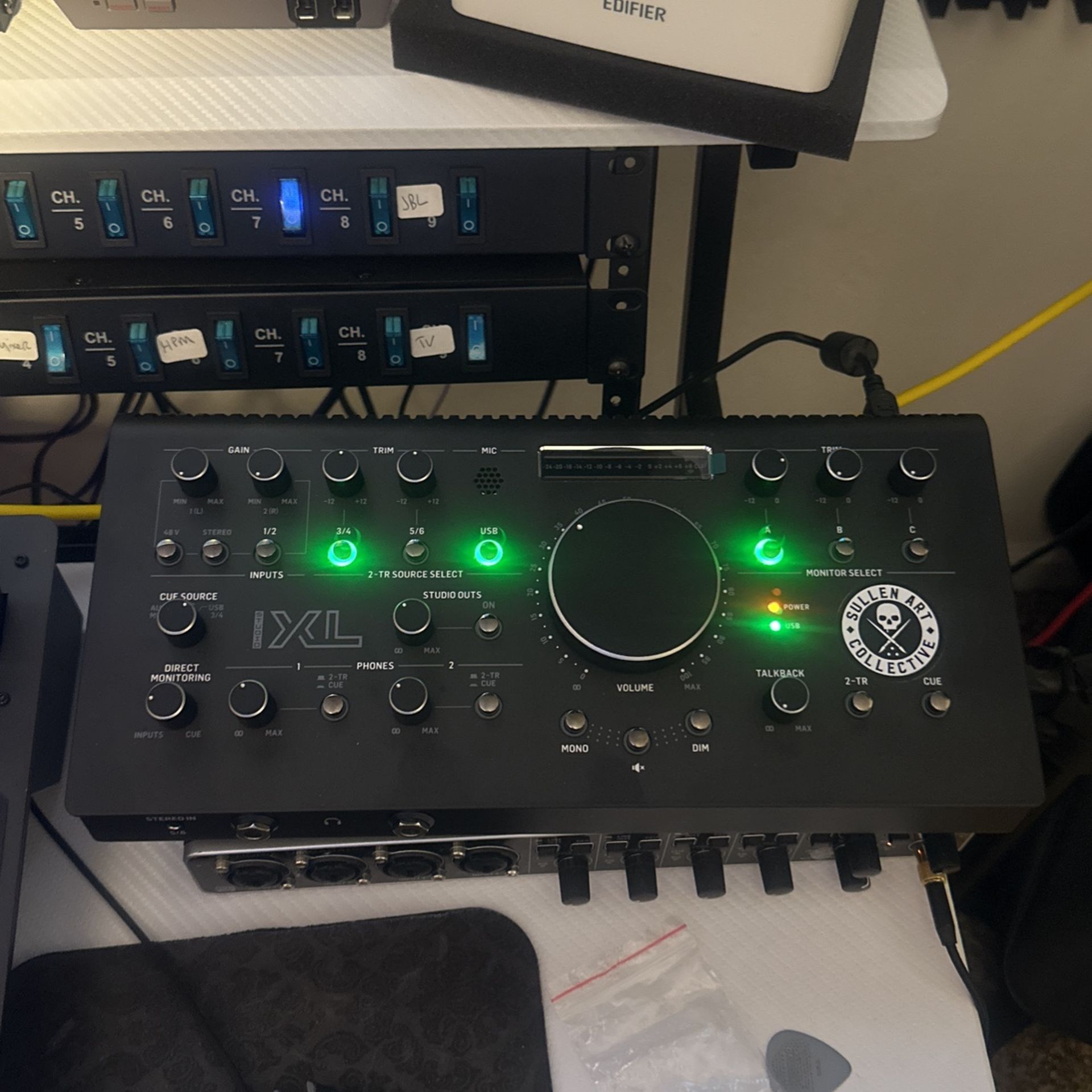 Behringer Studio XL Monitor Controller (interface) With Built In midas ...