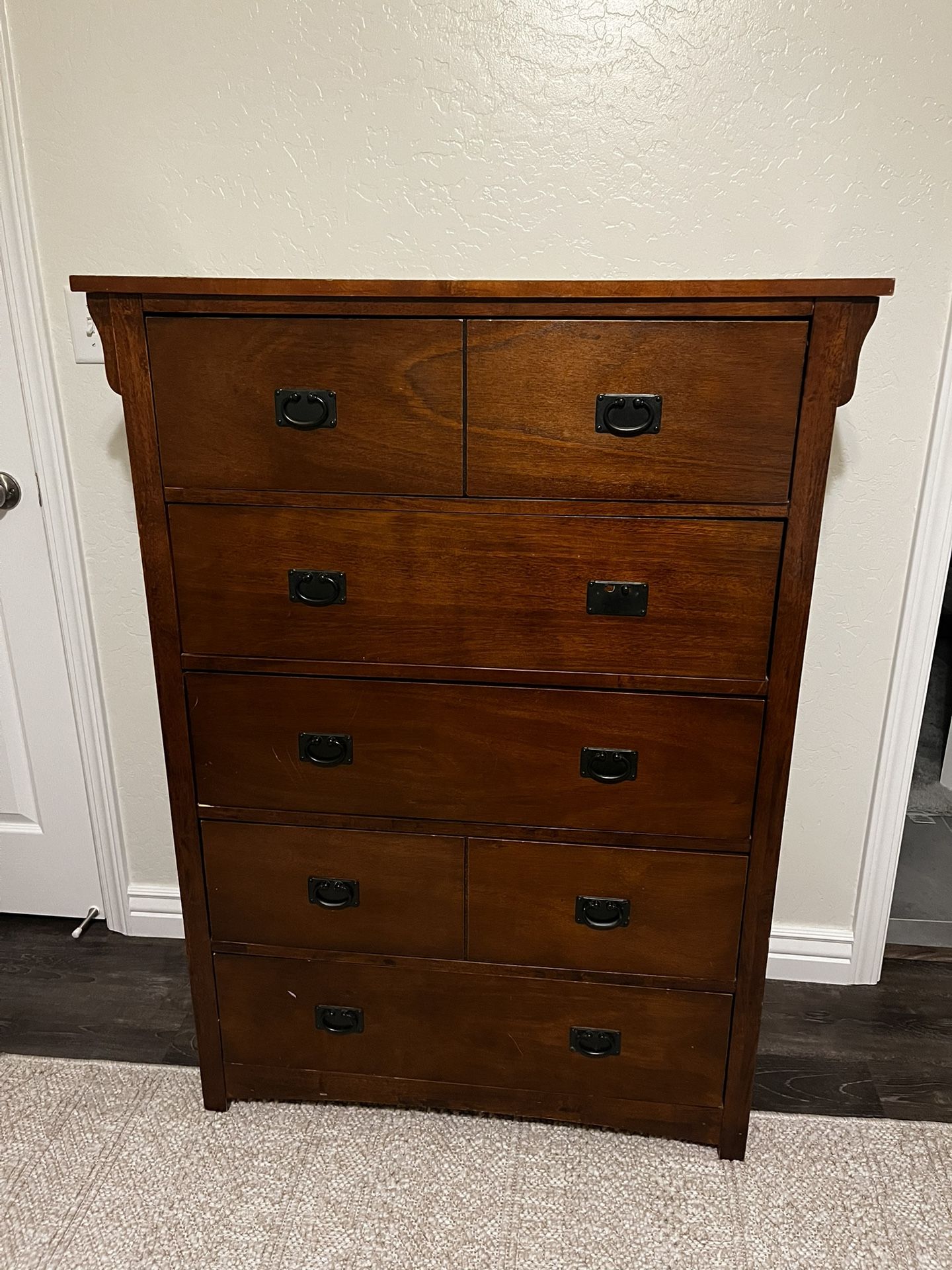 Five Drawer Tall Dresser for Sale in Visalia, CA - OfferUp