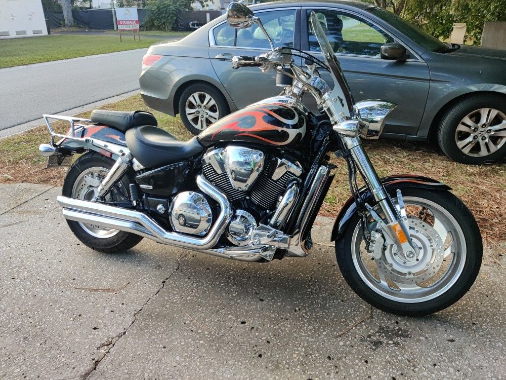 2006 Honda Vtx 1800 , 7500 miles for Sale in St. Petersburg, FL - OfferUp