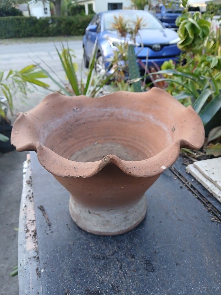 Studio Crafted Ruffled Edge Clay Pot for Sale in Oakland Park, FL - OfferUp