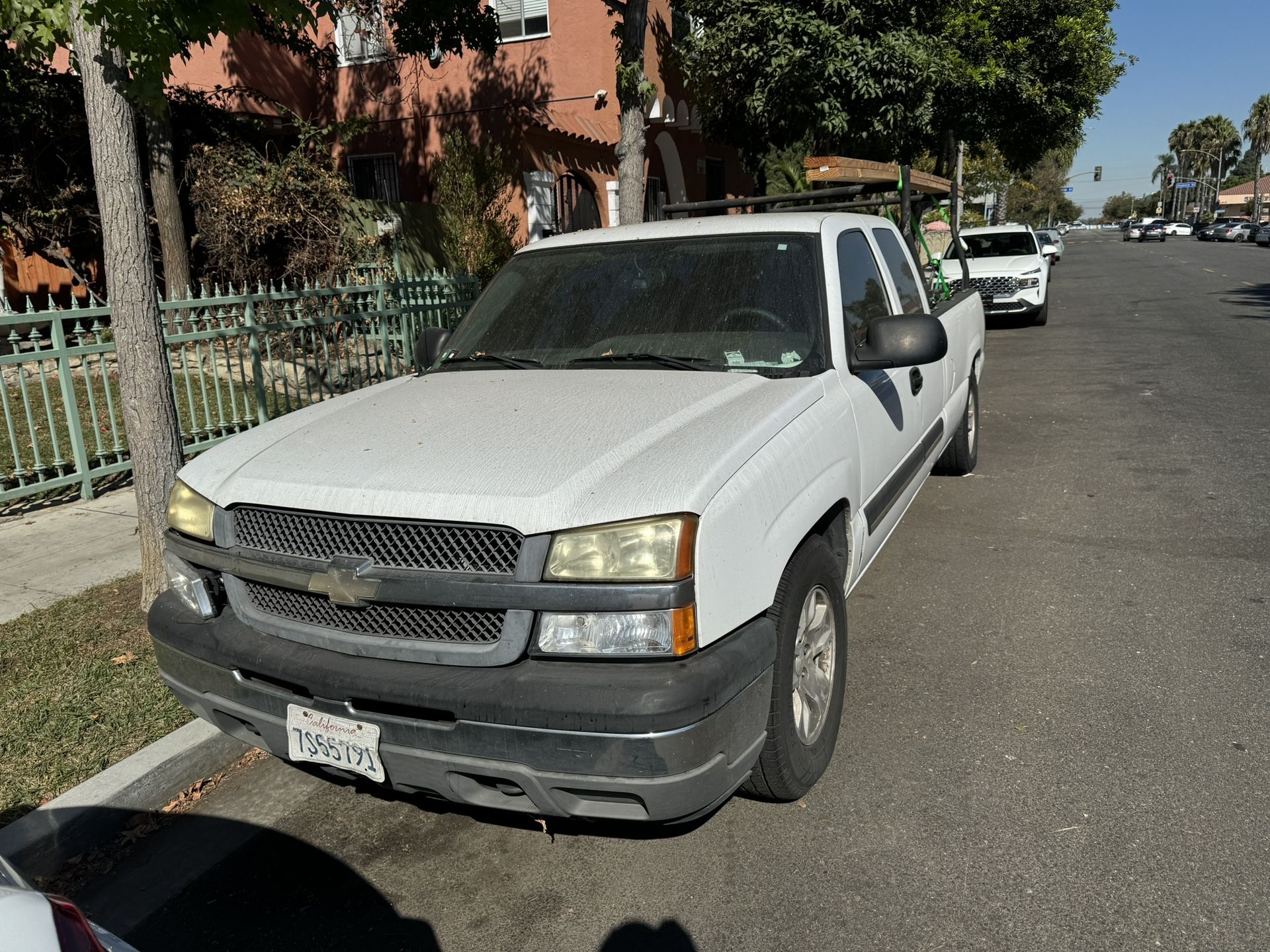 2005 Chevrolet Silverado for Sale in Long Beach, CA - OfferUp