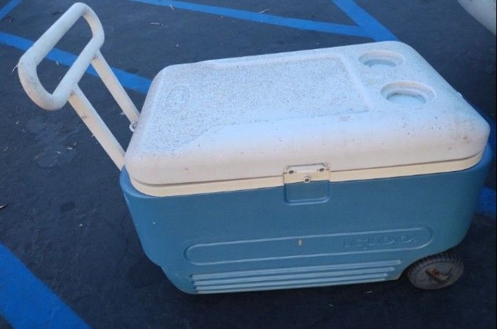 Various Ice Chests Coolers for Sale in Monterey Park, CA - OfferUp