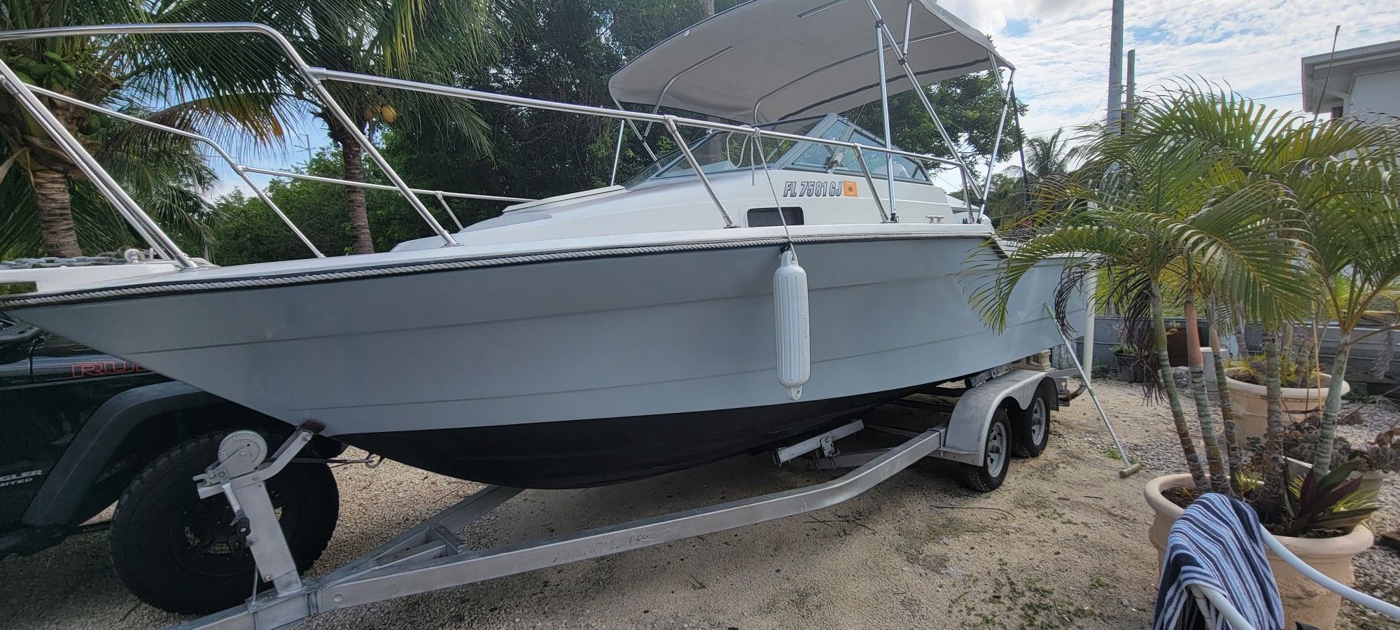 1989 Bayliner Cuddy Cabin Trophy for Sale in Key Largo, FL - OfferUp